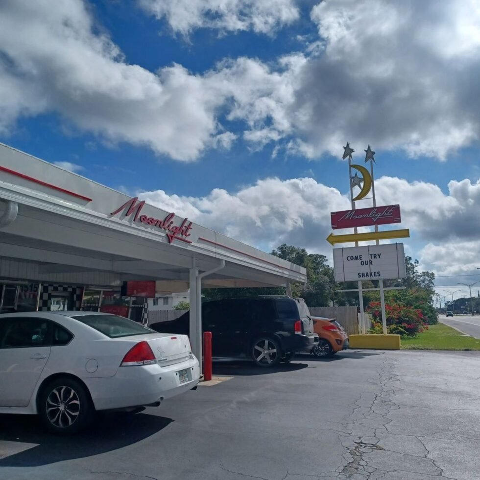 Classic Carhops Across the USA - On The Road with Susan